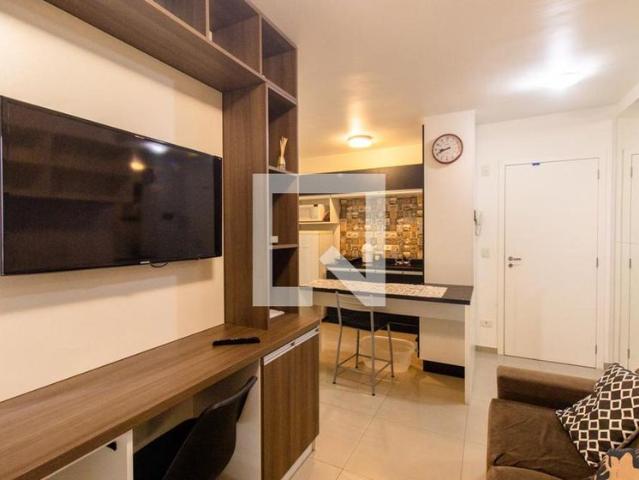 Kitnet, Centro, 1 Quarto, 33 m2 Curitiba