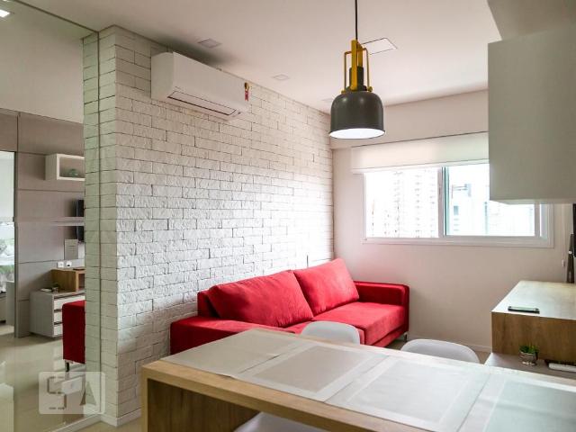 Kitnet, Centro, 1 Quarto, 33 m2 Curitiba