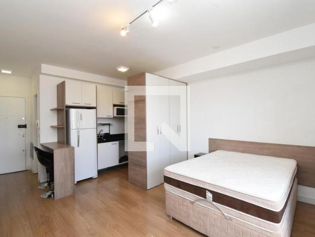 Kitnet, Centro, 1 Quarto, 33 m2 Curitiba