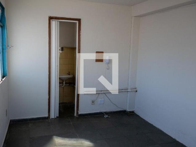 Kitnet, Centro, 2 Quartos, 30 m2 Montes Claros