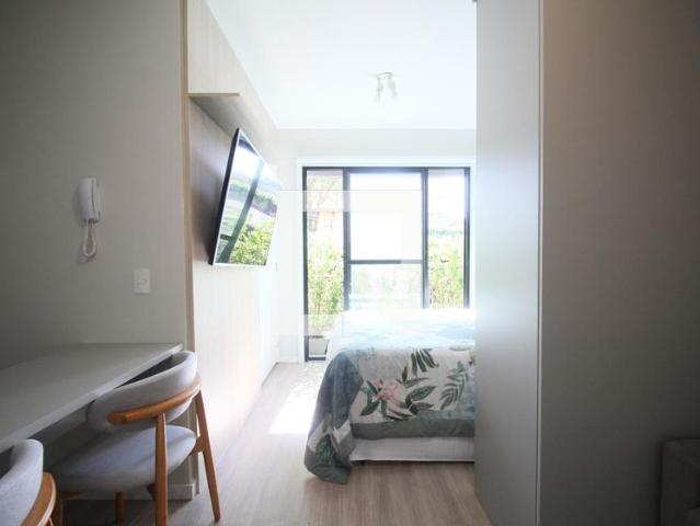 Kitnet, Cidade Jardim, 1 Quarto, 28 m2 São Paulo