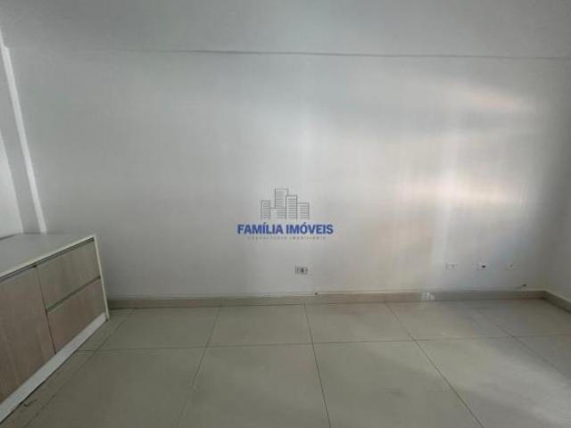 Kitnet à venda com 29m² 1 quadra da praia Ponta da Praia Santos/SP