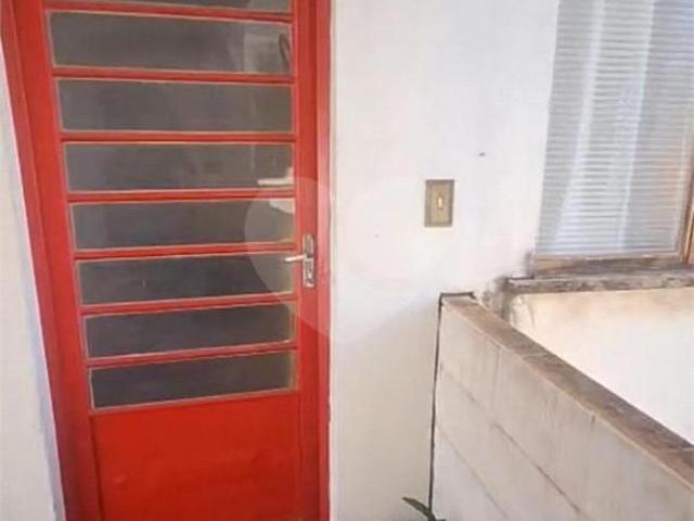 Apartamento à venda com 2 quartos no condomínio Cdhu, São Carlos
