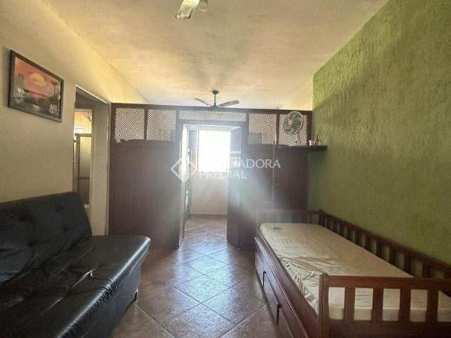 Kitnet à venda em PRAIA GRANDE NOVA MIRIM