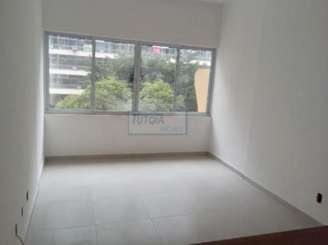 KITNET À VENDA NA BELA VISTA, SÃO PAULO