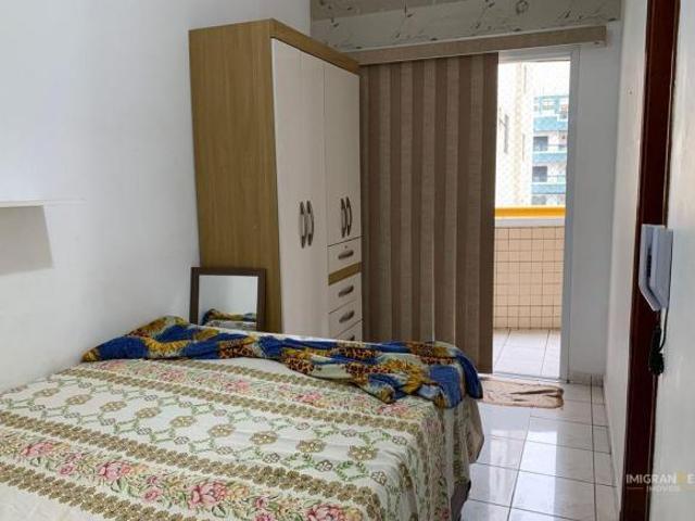 Kitnet à venda na Guilhermina, em Praia Grande SP
