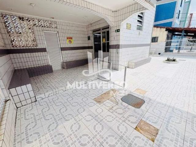 Kitnet à venda, no bairro Ocian em Praia Grande