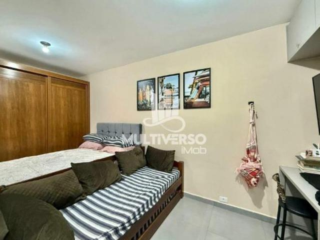 Kitnet à venda, no bairro Ponta da Praia em Santos