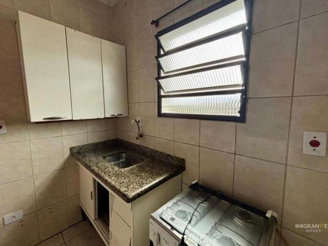 Kitnet à venda no Caiçara, em Praia Grande SP