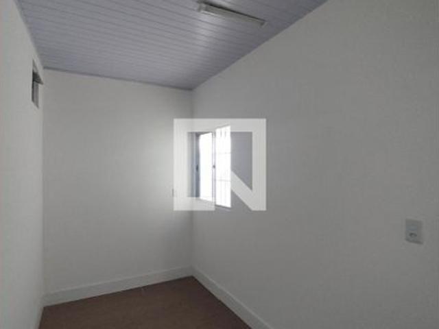Kitnet, Aclimação, 1 Quarto, 24 m2 São Paulo
