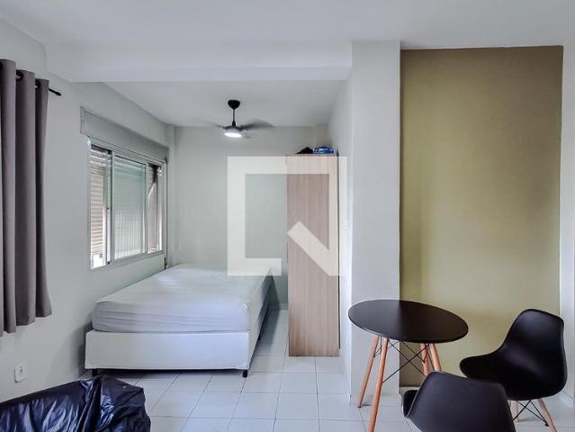 Kitnet, Aclimação, 1 Quarto, 27 m2 São Paulo
