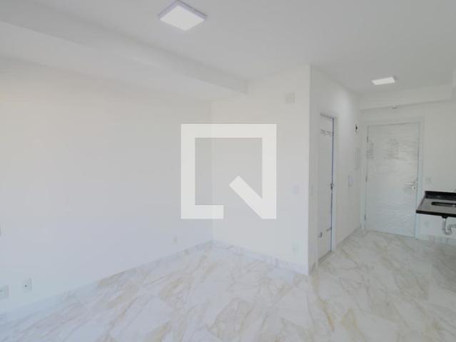 Kitnet, Água Fria, 1 Quarto, 28 m2 São Paulo