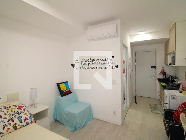 Kitnet, Água Fria, 1 Quarto, 28 m2 São Paulo