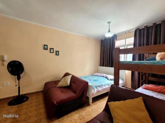 Kitnet, Boqueirão, Praia Grande R$ 195 mil