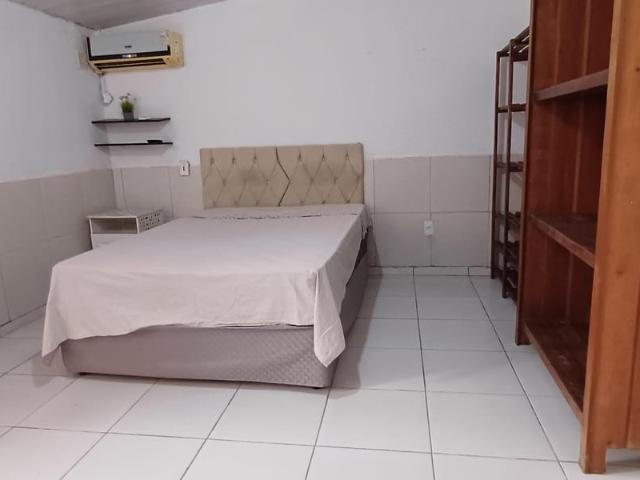 Kitnet grande no Recreio