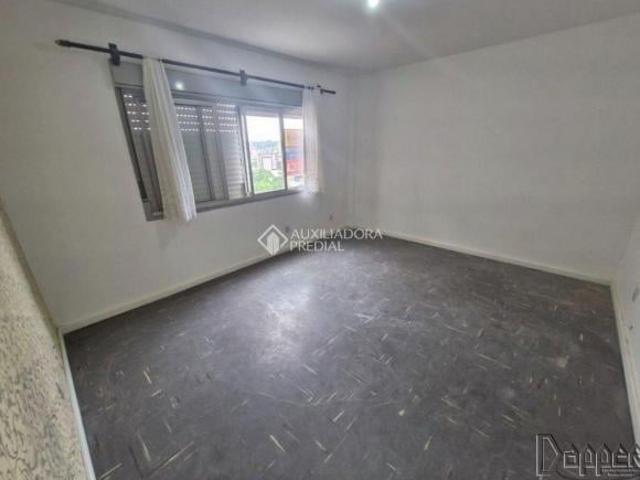 Kitnet de 1 quarto no bairro Centro em Novo Hamburgo