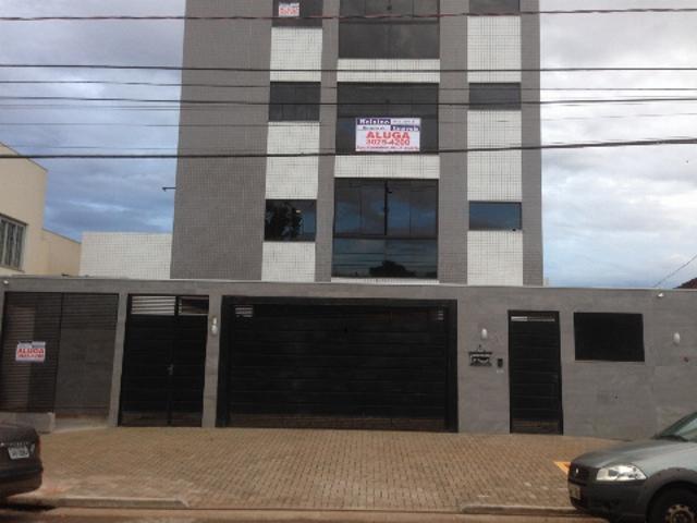 Kitnet e Studio para alugar com 1 Quarto em Zona 08, Maringá PR