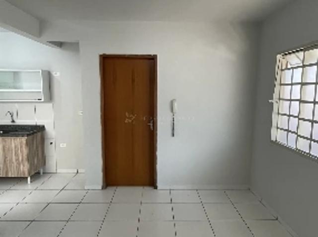 Kitnet e Studio para alugar com 1 Quarto em Zona 08, Maringá PR