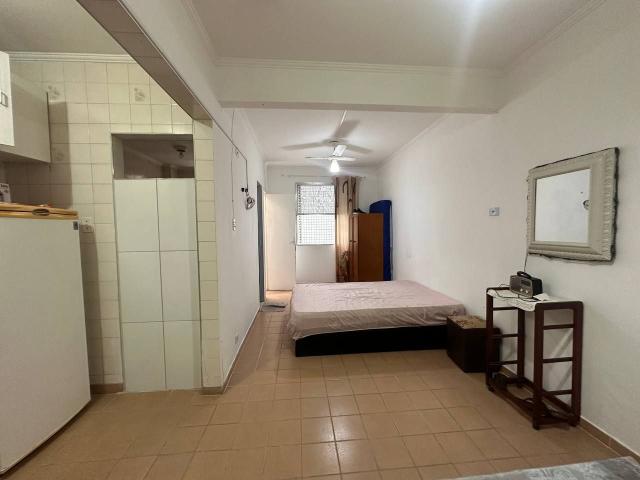 Kitnet em Vila Guilhermina, Praia Grande/SP de 32m² 1 quartos à venda por R$ 194.000,00