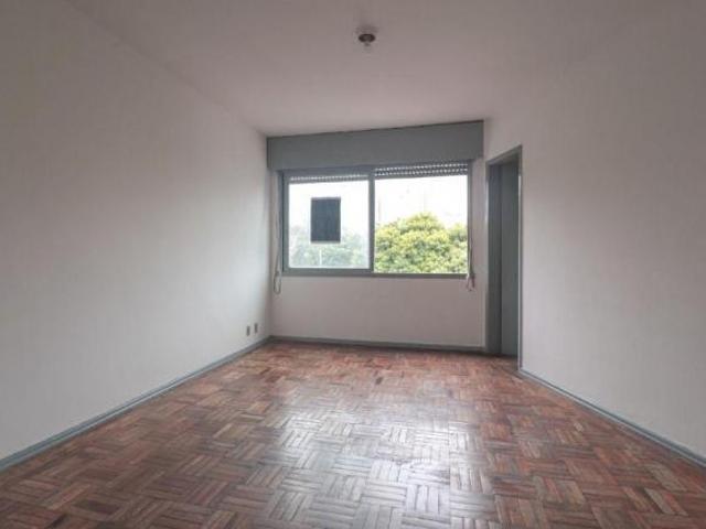Kitnet em Vila Ipiranga, Porto Alegre/RS de 33m² 1 quartos à venda por R$ 158.000,00