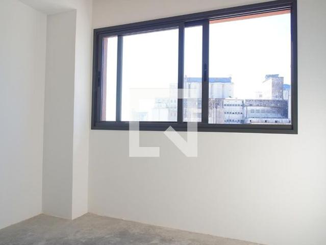 Kitnet, Floresta, 1 Quarto, 16 m2 Porto Alegre