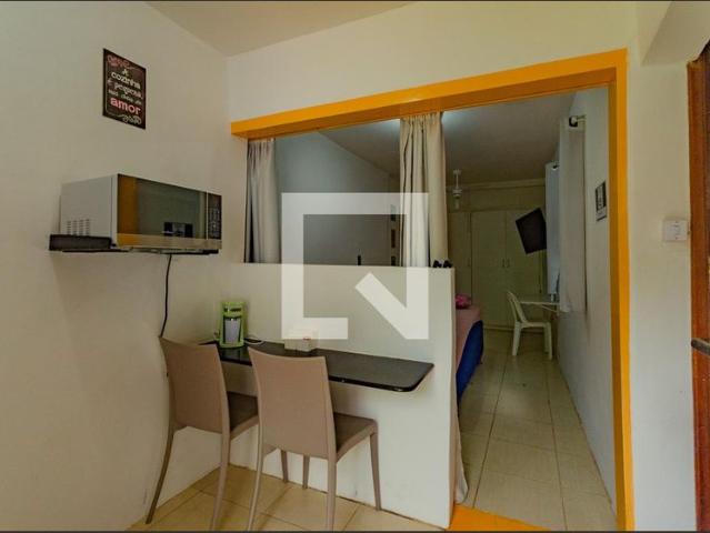 Kitnet, Itaigara, 1 Quarto, 30 m2 Salvador