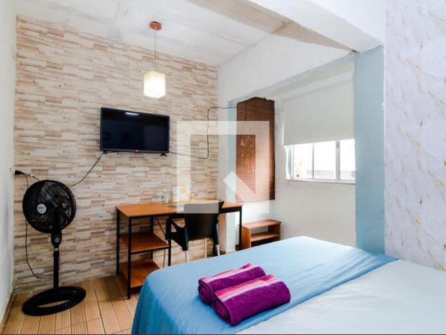 Kitnet, Jardim Cocaia, 1 Quarto, 28 m2 Guarulhos