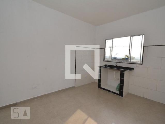 Kitnet, Jardim Presidente Dutra, 1 Quarto, 28 m2 Guarulhos
