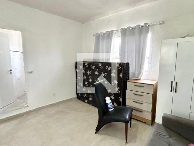 Kitnet, Jardim Presidente Dutra, 1 Quarto, 30 m2 Guarulhos