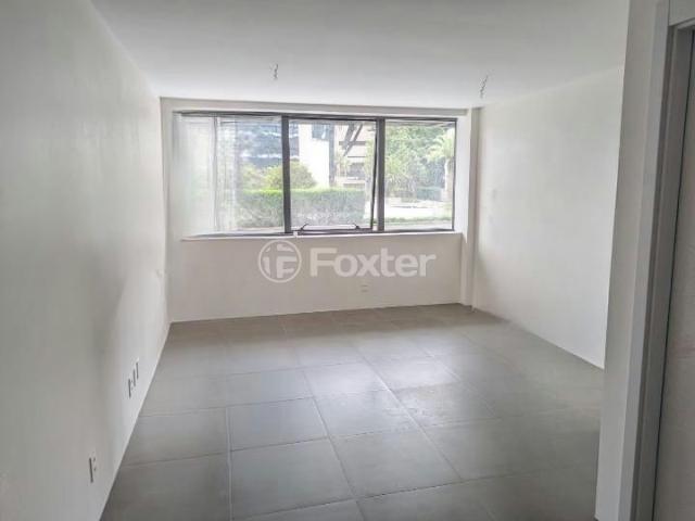 Kitnet / JK / Studio com 1 dormitórios em Porto Alegre