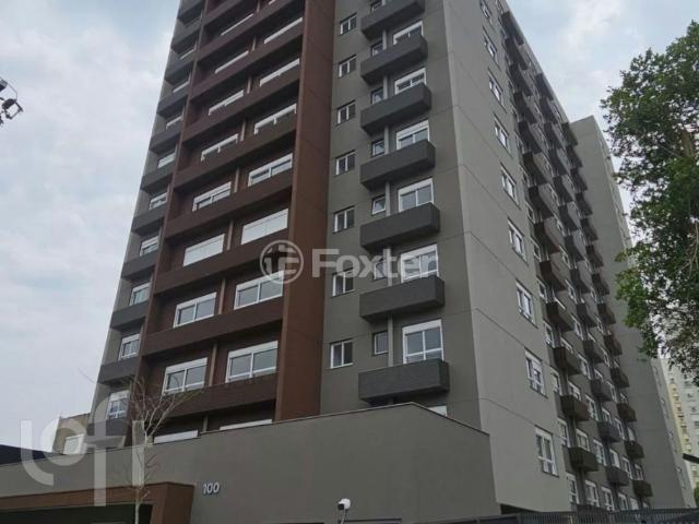 Kitnet / JK / Studio com 1 dormitórios em Porto Alegre