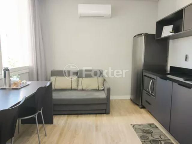 Kitnet / JK / Studio com 1 dormitórios em Porto Alegre