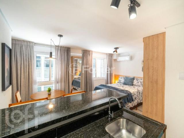 Kitnet / JK / Studio com 1 dormitórios em Porto Alegre
