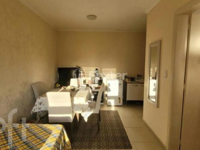 Kitnet / JK / Studio, 1 dormitórios, 24 m², em Centro