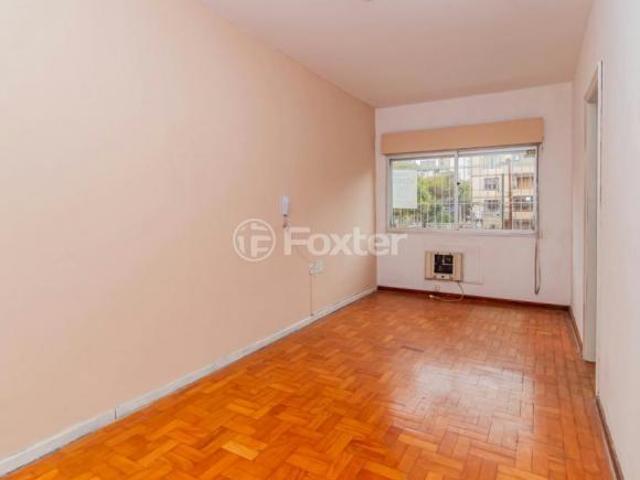 Kitnet / JK / Studio, 1 dormitórios, 24 m², em Cidade Baixa