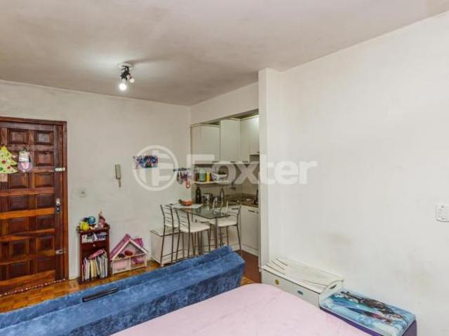 Kitnet / JK / Studio, 1 dormitórios, 25.35 m², em Centro Histórico