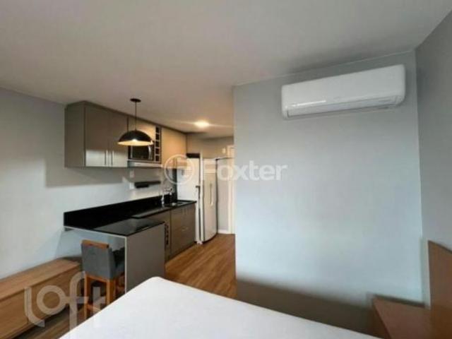 Kitnet / JK / Studio, 1 dormitórios, 27.69 m², em Cidade Baixa