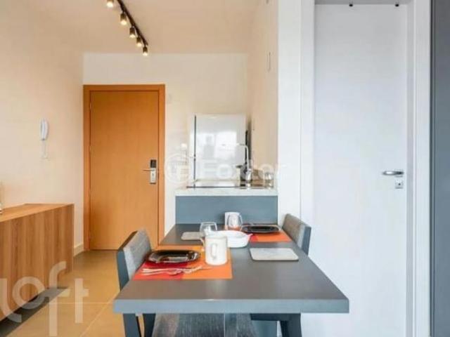Kitnet / JK / Studio, 1 dormitórios, 28.41 m², em Petrópolis