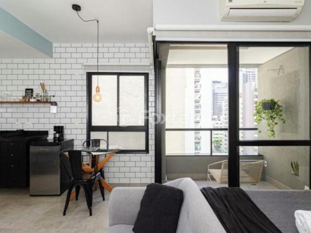Kitnet / JK / Studio, 1 dormitórios, 28 m², em Vila Olímpia