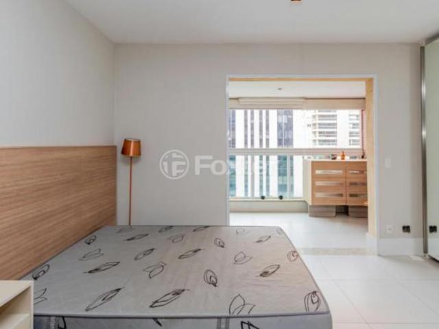 Kitnet / JK / Studio, 1 dormitórios, 37 m², em Itaim Bibi