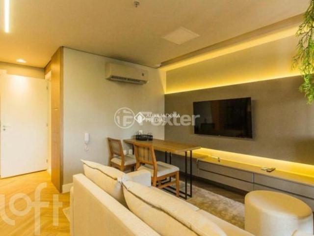 Kitnet / JK / Studio, 1 dormitórios, 42 m², em Petrópolis