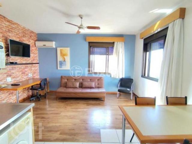 Kitnet / JK / Studio, 1 dormitórios, 44.81 m², em Centro