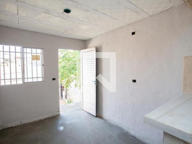 Kitnet, Oitis, 1 Quarto, 28 m2 Contagem