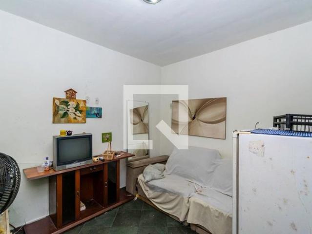 Kitnet, Olaria, 1 Quarto, 34 m2 Rio de Janeiro