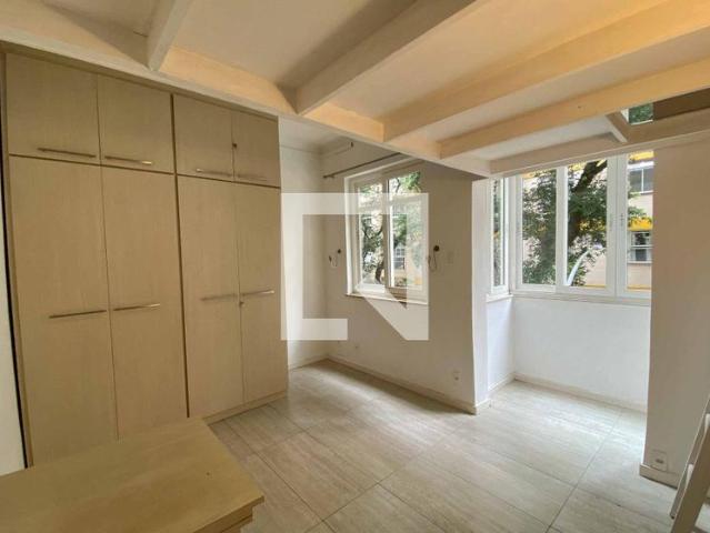 Kitnet, Laranjeiras, 1 Quarto, 27 m2 Rio de Janeiro