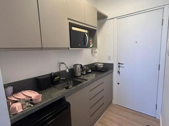 Kitnet mobiliado/ Centro Histórico/ Porto Alegre/ próximo a Santa Casa e UFRGS