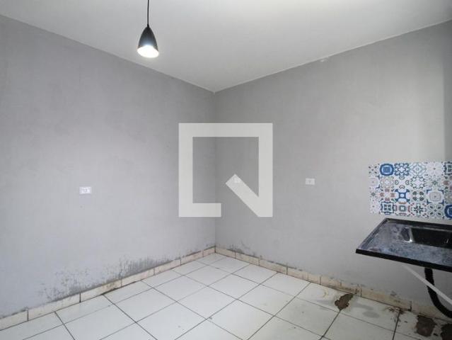 Kitnet, Moema, 1 Quarto, 20 m2 São Paulo