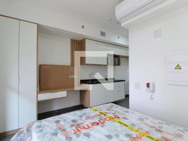 Kitnet, Moema, 1 Quarto, 21 m2 São Paulo