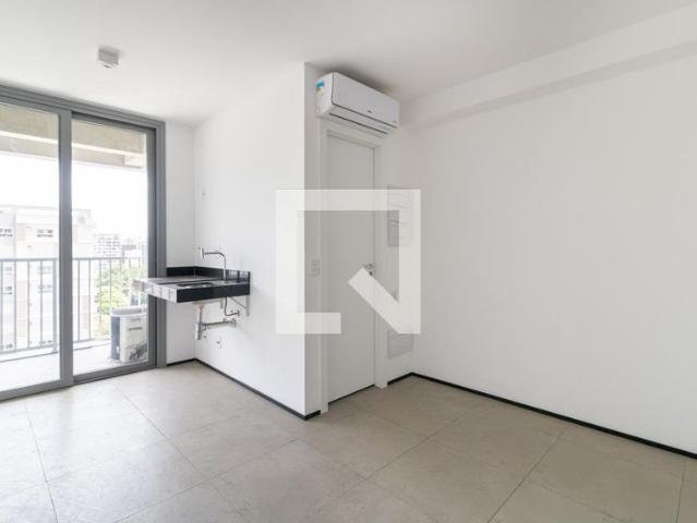 Kitnet, Moema, 1 Quarto, 21 m2 São Paulo