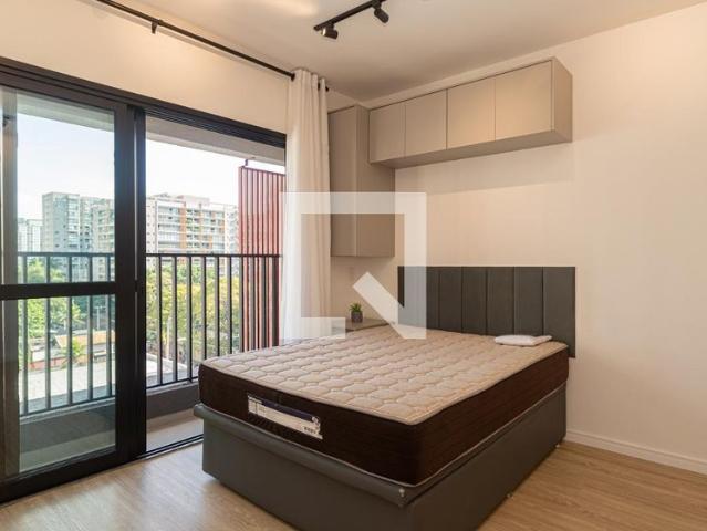 Kitnet, Moema, 1 Quarto, 24 m2 São Paulo